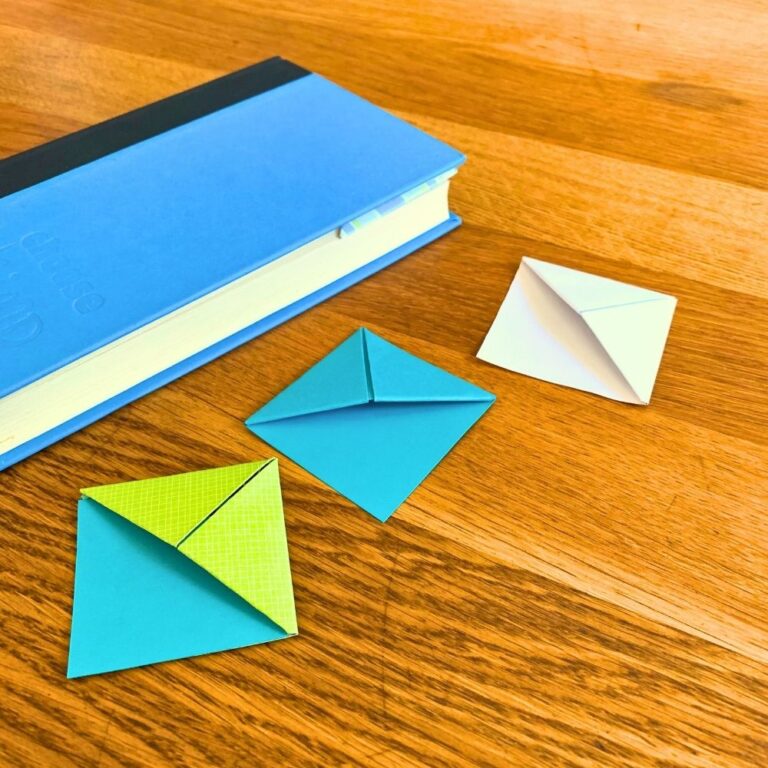 DIY Corner Bookmark Paper Craft - Backyard Summer Camp